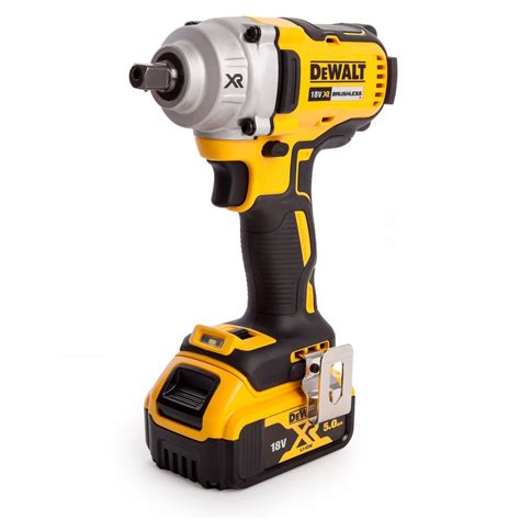 Sjekk prisen! Dewalt DCF894N 18V 1/2-tommers børsteløs kompakt ...