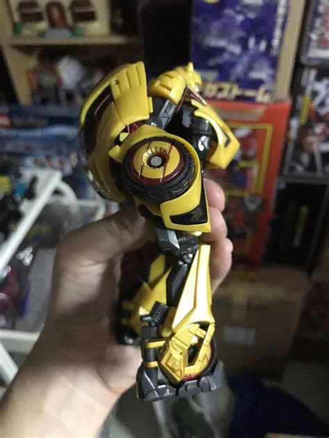 Transformers Wfc Foc Bumblebee Deluxe Class Hobbies And Toys Collectibles And Memorabilia Fan