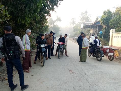 ရမ်းဗြဲမြို့၌ မော်ယာဉ်များနှင့်မော်တော်ယာဉ်‌မောင်းနှင်သူများအားလိုင်စင