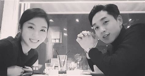 이석훈 미모의 아내와 함께한 인증샷 결혼 1주년 기념