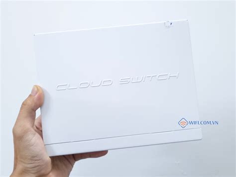 Switch Mikrotik CSS610 8G 2S IN