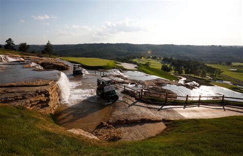Cliffhangers Golf Course A Look At Big Cedar Lodges Par 3 Course