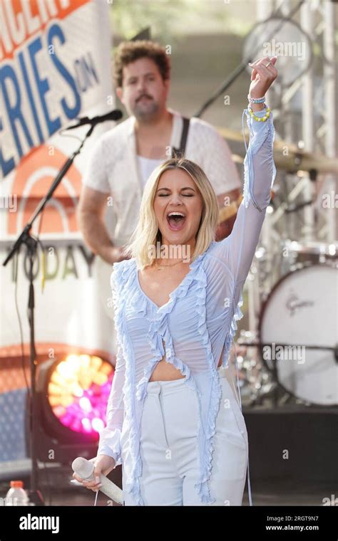 New York Ny Usa 11th Aug 2023 Kelsea Ballerini On Stage For Nbc