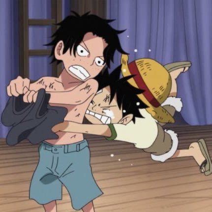 Ace And Luffy Hugging