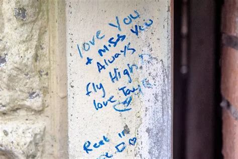Touching Tributes To Tragic Daven Left On Liverpool Street Corner Liverpool Echo