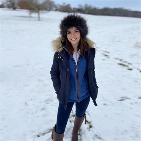Cute Hat R Wintergirls