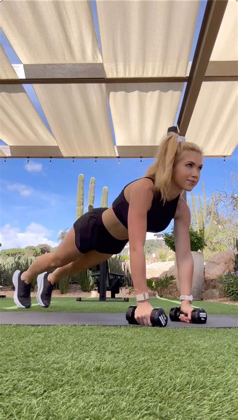 Gracie Hunt Shows Off Incredible Physique While Wearing Tiny Sports Bra