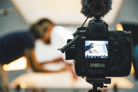 How To Use A DSLR Camera Buttons And Settings Explained