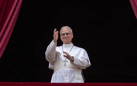 Перша меса Папи Римського Лева що відомо про церемонію у Ватикані РБК Україна