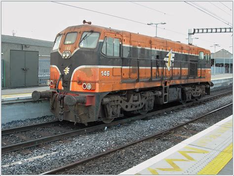 Die Ir Cie Diesellok 146 Der Class 141 Steht Im Bahnhof Dublin
