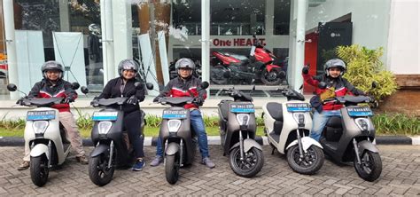 Manjakan Konsumen Motor Listrik Bengkel Ahass Hadirkan Layanan Service Special Okezone Ototekno