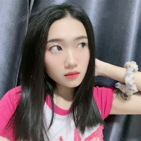 บังเอิญ natcha npm threads say more