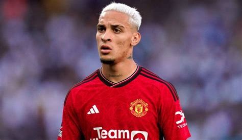 تصورات اشتباه بود؛ منچستر یونایتد می خواهد بازیکن برزیلی را بفروشد