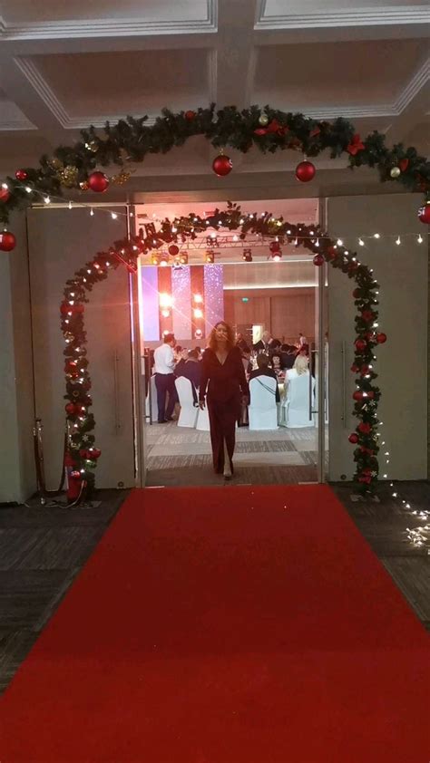 КРУТ В СВОЕЙ ПЕСОЧНИЦЕ Уже хорошо Есть шанс что раньше или позже выйдешь за её пределы 💪 А