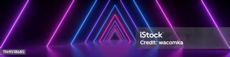3d 렌더링 추상 파노라마 배경 네온 빛 빛나는 선 삼각형 모양 자외선 스펙트럼 가상 현실 레이저 쇼 네온에 대한 스톡 사진 및 기타 이미지 Istock
