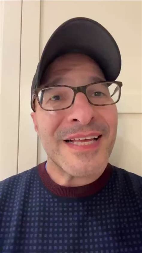 Elhamrezaei ‎من شیوانا الی هستم متخصص هستم و شاگردو استاد اما متعصب