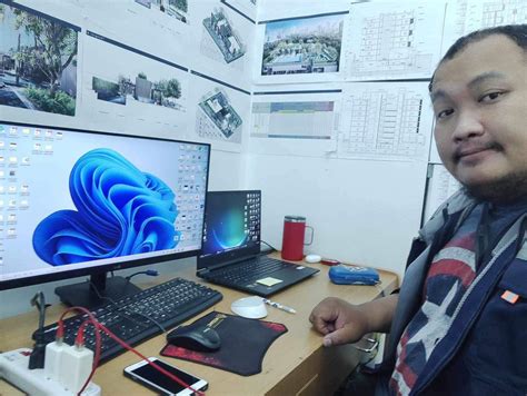 รับบริการซ่อมคอม ซ่อมโน๊ตบุ๊คลงโปรแกรม จอแตก แบตบวมเสื่อมบริการถึงนอกสถานที่ ลงวินโดว์ที่จตุจัก