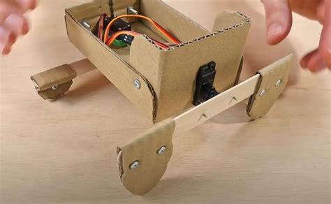 【arduino 动手做】用纸板轻松制作 Arduino 机器狗 Makelog造物记