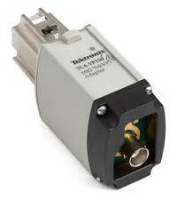 50 Ω TekVPI to TekConnect Probe Adapter Tektronix