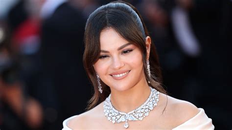 Selena Gomez shares how ongoing ‘medical issues’ will shape her path to becoming a parent | CNN