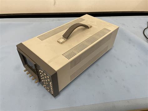 Tektronix 1760 Portable Compact Analog Waveform And Vector Monitor Dis Lpav