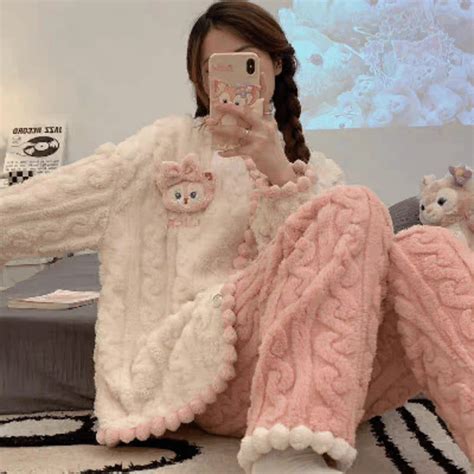 💙[가을 겨울]신상추가 심쿵 캐릭터 잠옷세트💙 최저가 💥보아털 남녀 커플 공용 아방핏 오버핏 겨울신상수면파자마 수면바지 에이블리