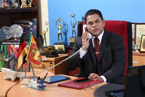 🐓🦆 Visiting Our Chicken Coop Plus Quails And Helmeted Guineafowls 🏡🌿 Join Us As We Check In