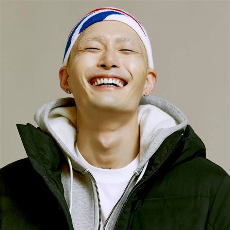 Reebok 세계적인 톱모델로 자신만의 색깔을 보여주는 모델 노마 노마와 함께 하는 리복 블프