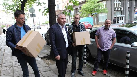 Парламентарна комисия предложи на НС да не приеме референдума на Марешки Новини бг