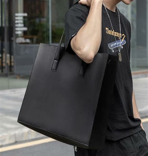 직장인 남자 숄더백 검정색 큰손가방 출근룩 가방 M8 남자직장 티몬