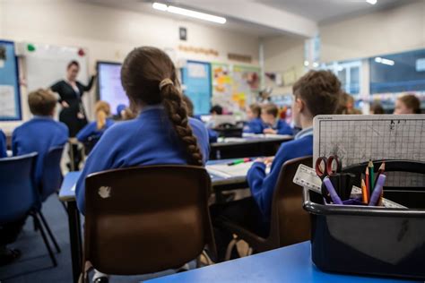 Schools Told To Judge When Its Appropriate To Teach Sex Education