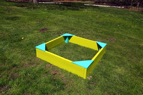 Easy DIY Sandbox