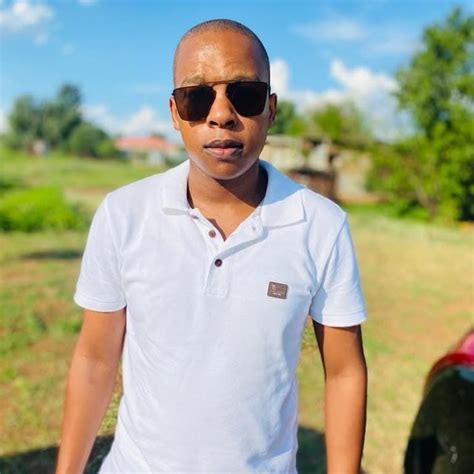 Onalenna Mahape Onalenna Mahape Threads Say More