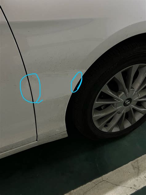 차린이 언제부터였는지 긁힌자국이 자동차 에펨코리아