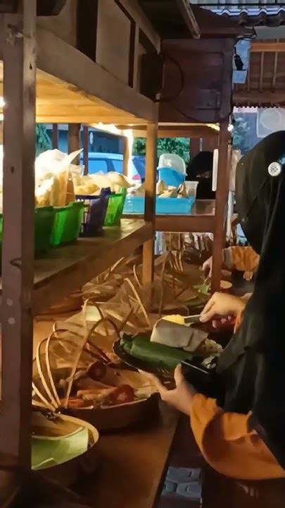 Angkringan Sultan Jalan Jalan Kuliner Jalan Jalan Keluarga Youtube