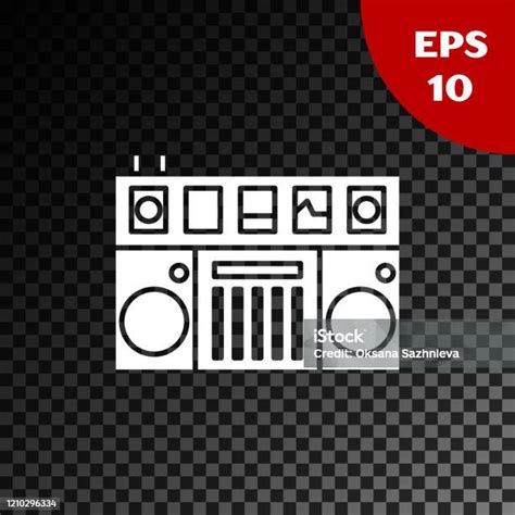 재생 및 투명 어두운 배경에 고립 된 음악 아이콘을 혼합흰색 Dj 원격 비닐 플레이어와 리모컨으로 완성 된 Dj 믹서 벡터 일러스트레이션 Dj에 대한 스톡 벡터 아트 및