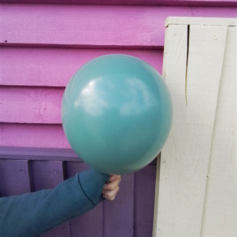 Tuftex Willow Pro Balloon Shop