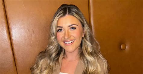 Gogglebox Viewers In Tears As Izzi Warner Issues Solo Update Liverpool Echo