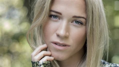 Veronika Oliona Telegraph