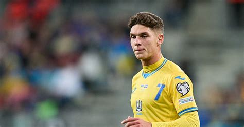 호이비에르 대체자 영입 위해 협상 시작했다…‘포스텍 전술에 딱 맞는 Mf