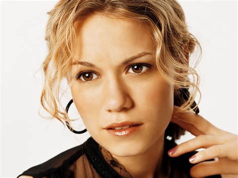 Bethany Joy Wallpaper 1600x1200 7059