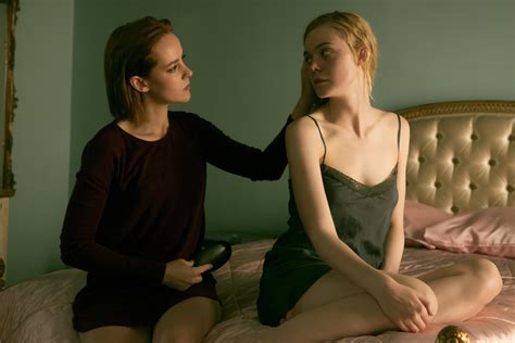 Nackte Elle Fanning In The Neon Demon