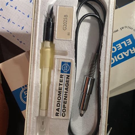 Radiometer Electrodes купить в Москве цена 100 руб дата размещения