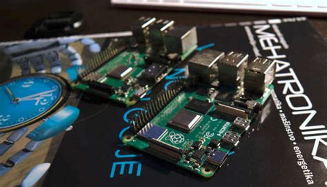 raspberry pi 4b computer desktop kit recenzija