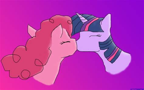Twilight Sparkle Pinkie Pie Kiss Twilight Sparkle Pinkie Pie Pinkie