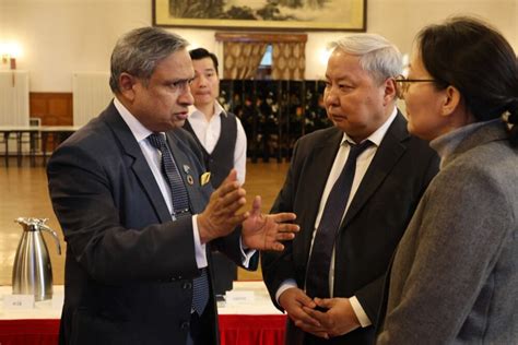 БНХАУ аас Архангай Дорнод аймгийн малчдад 66 сая төгрөгийн хандив өглөө