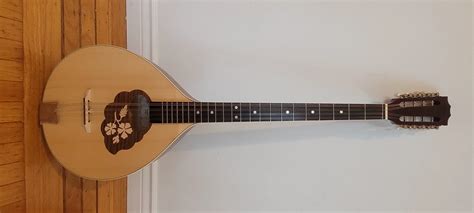 Le Bouzouki Les Spécificités De Cet Instrument Hguitare