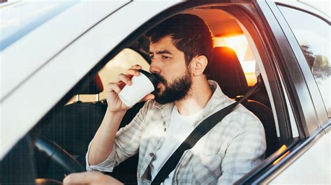 Psychologist Reveals 5 Tiny Signs A Person Has Low Emotional Maturity