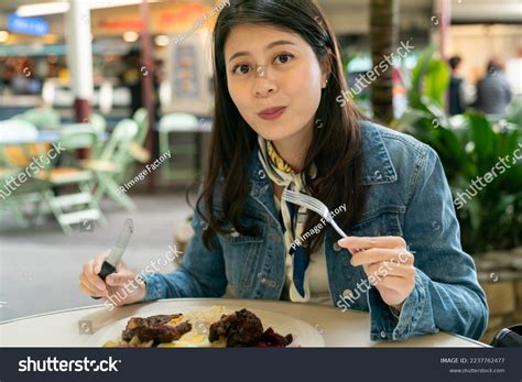 Asian Japanese Girls Have Dinner Friends库存照片2237762477 Shutterstock