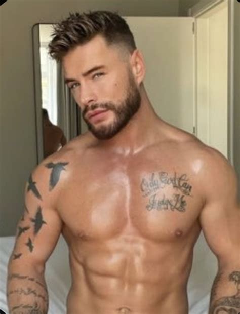 Josh Moore Gay Porn Star From AndoliniXXL